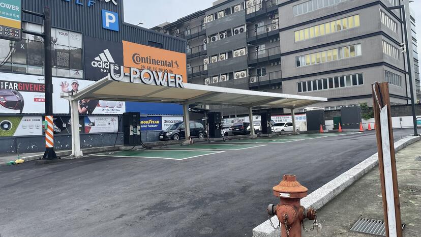 打造最好用的充電地圖APP進擊之路 - AmpGo 電電行 創辦人的分享::DDCAR 電動車